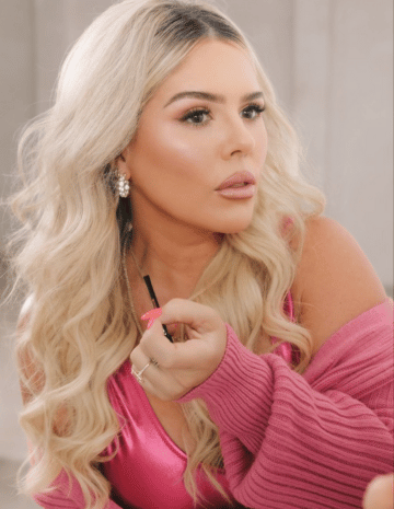 About Kelley Baker Discover Her Story and Inspiration