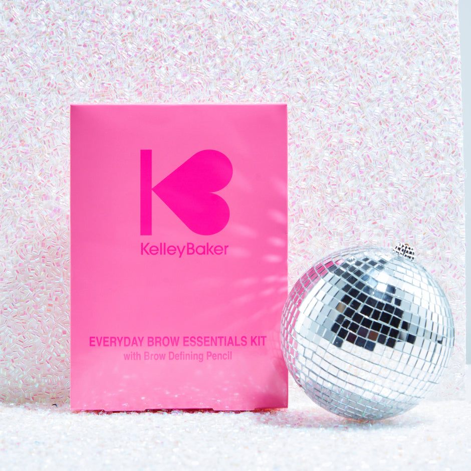 EVERYDAY BROW ESSENTIALS KIT w/ Brow Defining Pencil